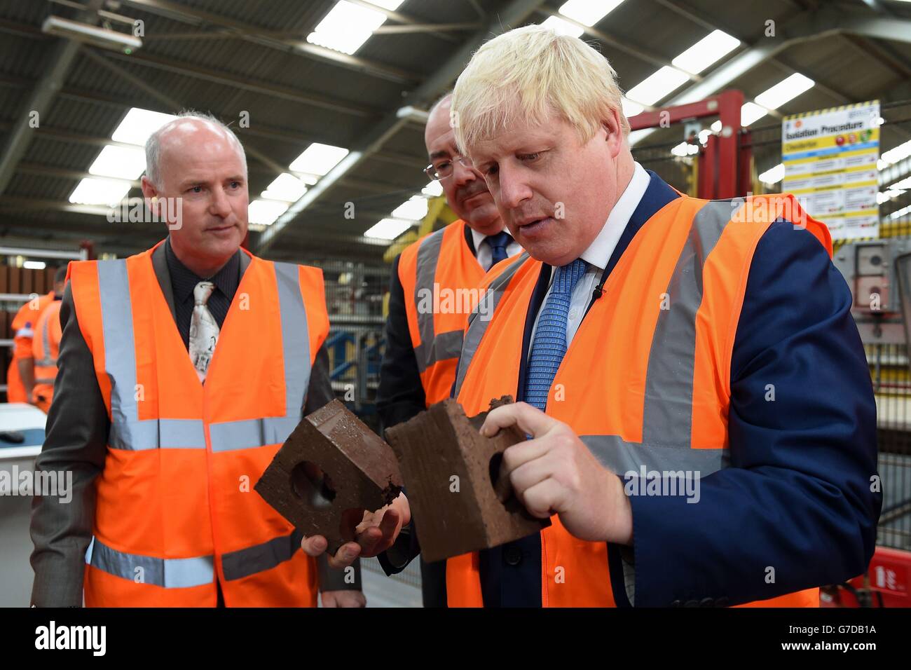 Unfired brick hi-res stock photography and images - Alamy