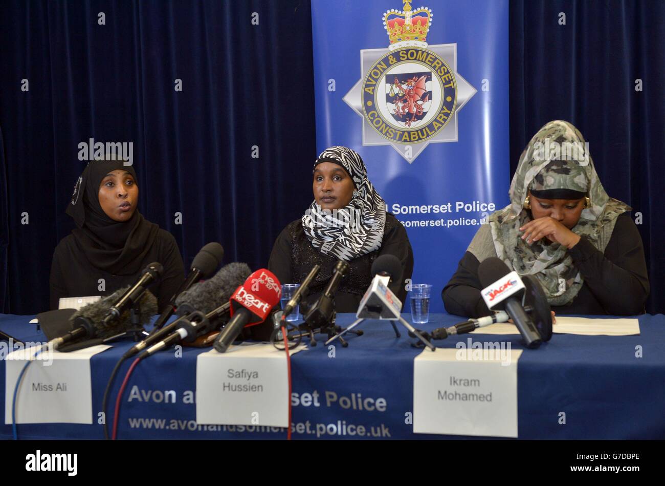Safiya Hussien (centre), the mother of missing 15-year-old schoolgirl ...
