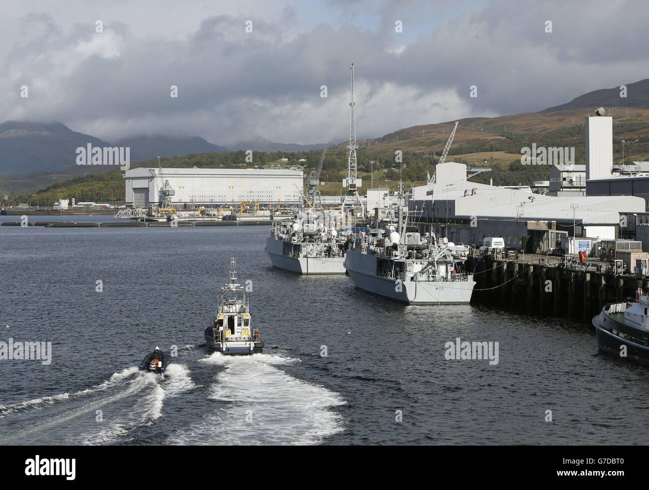 Military base management hi-res stock photography and images - Alamy