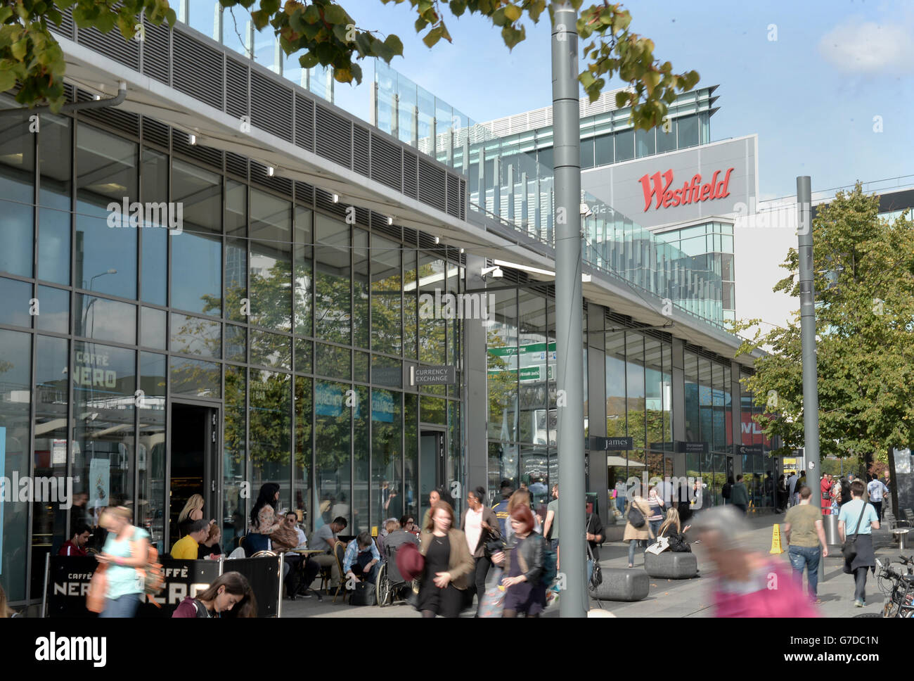 Westfield Shopping Centre Stock Stock Photo - Alamy