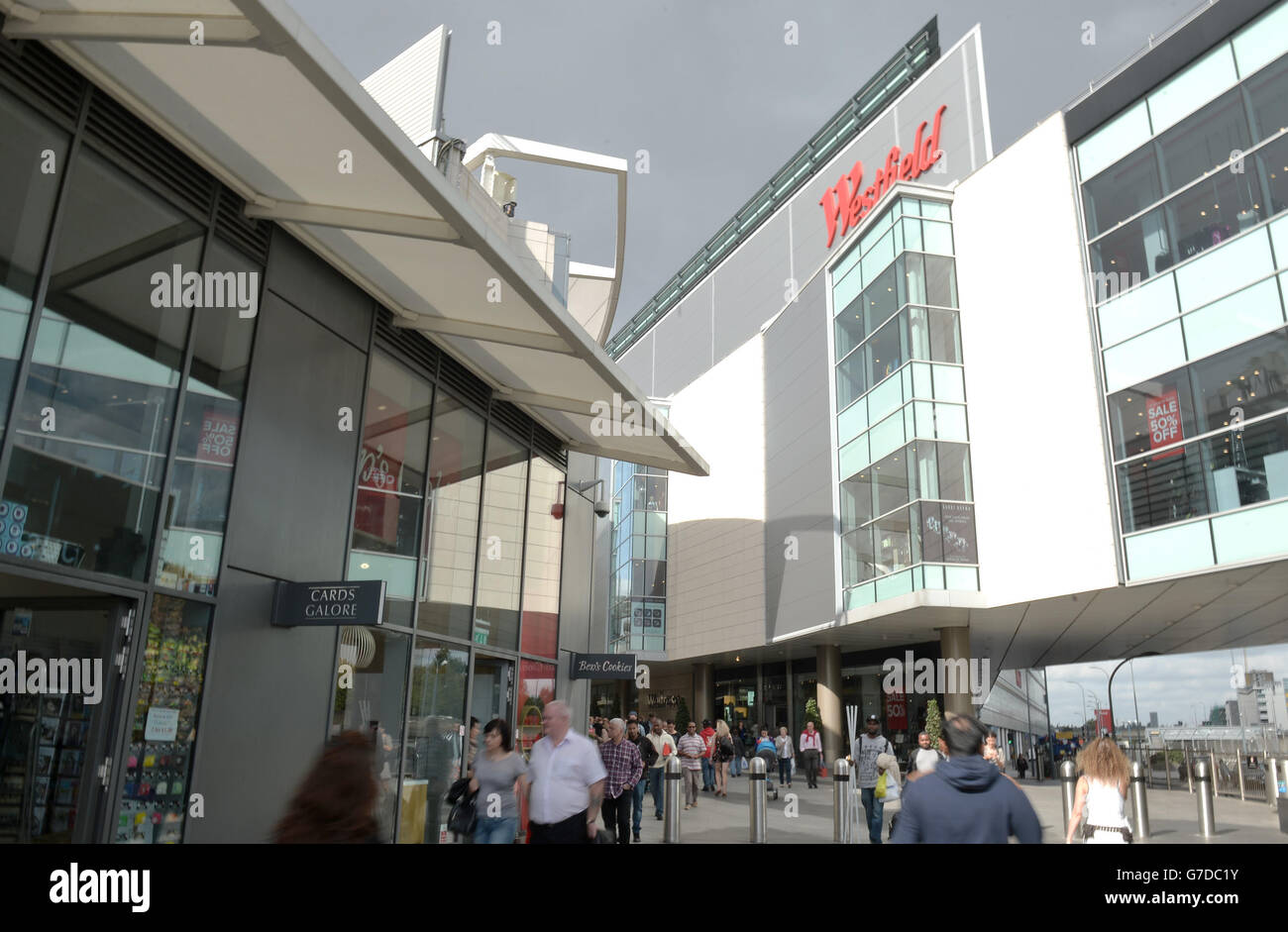 General view of Westfield shopping centre, London Stock Photo - Alamy