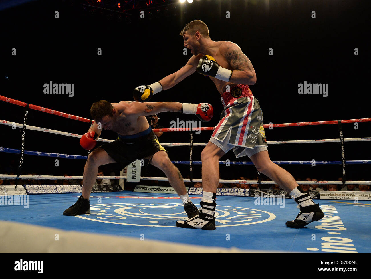 Boxing - Leeds First Direct Arena Stock Photo - Alamy