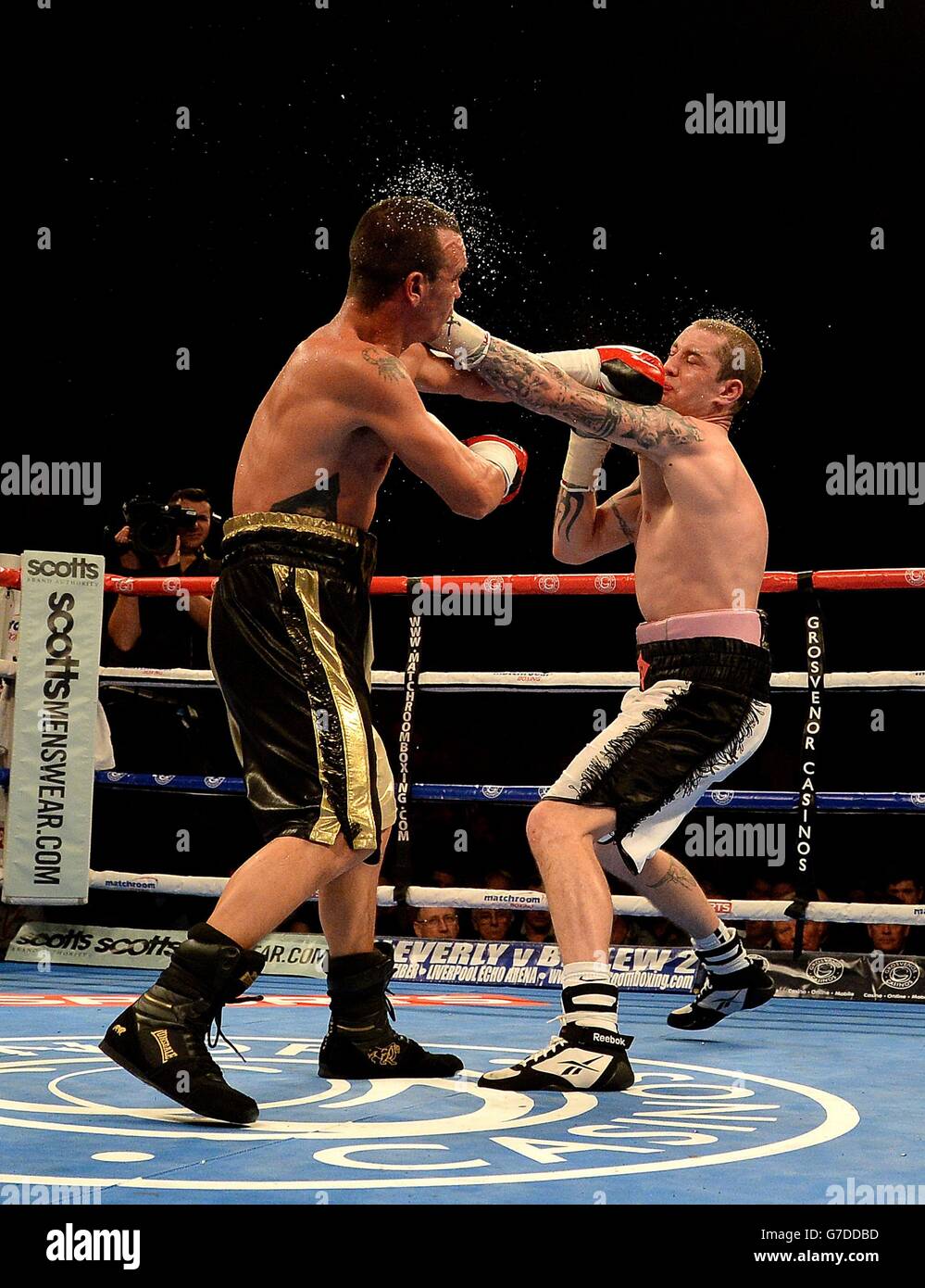 Boxing - Leeds First Direct Arena Stock Photo - Alamy