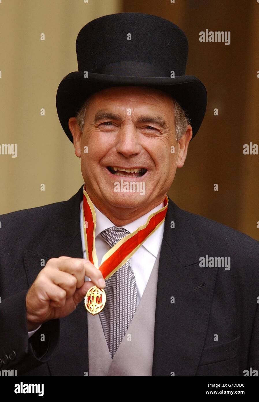 Sport investitures 2004 hi-res stock photography and images - Alamy