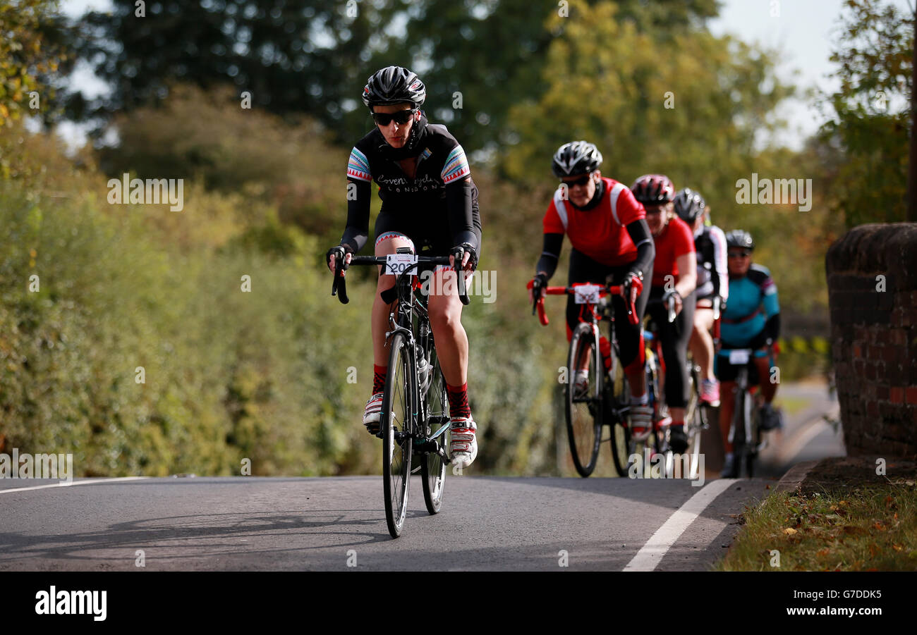 Participants in the 50km Breeze Bike ride around Warwick. PRESS ...
