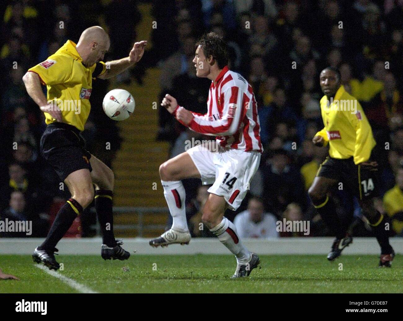 Sport football action dean whitehead sean dyche hi-res stock ...
