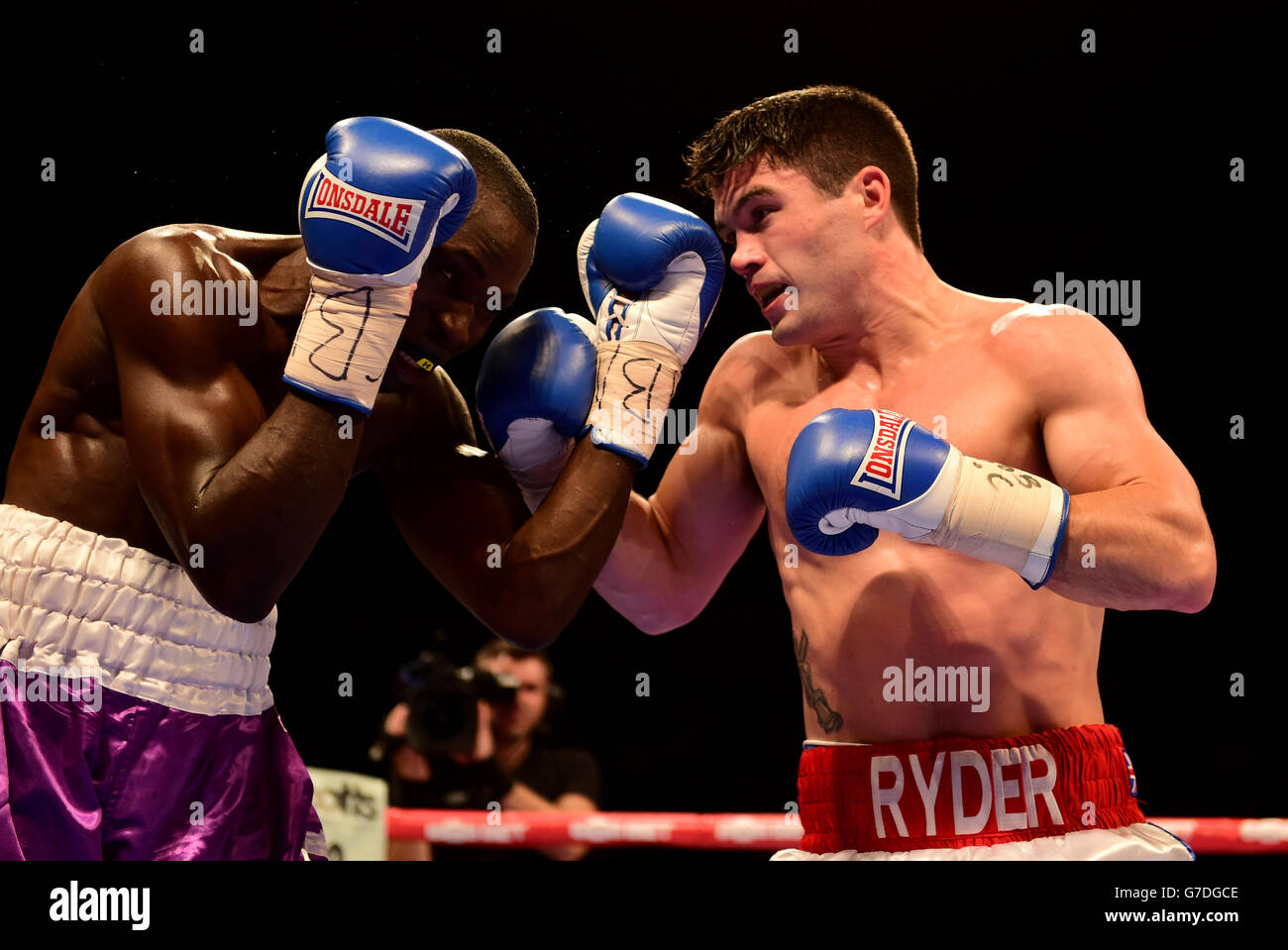 Boxing - Anthony Joshua v Denis Bakhtov - O2 Arena Stock Photo - Alamy