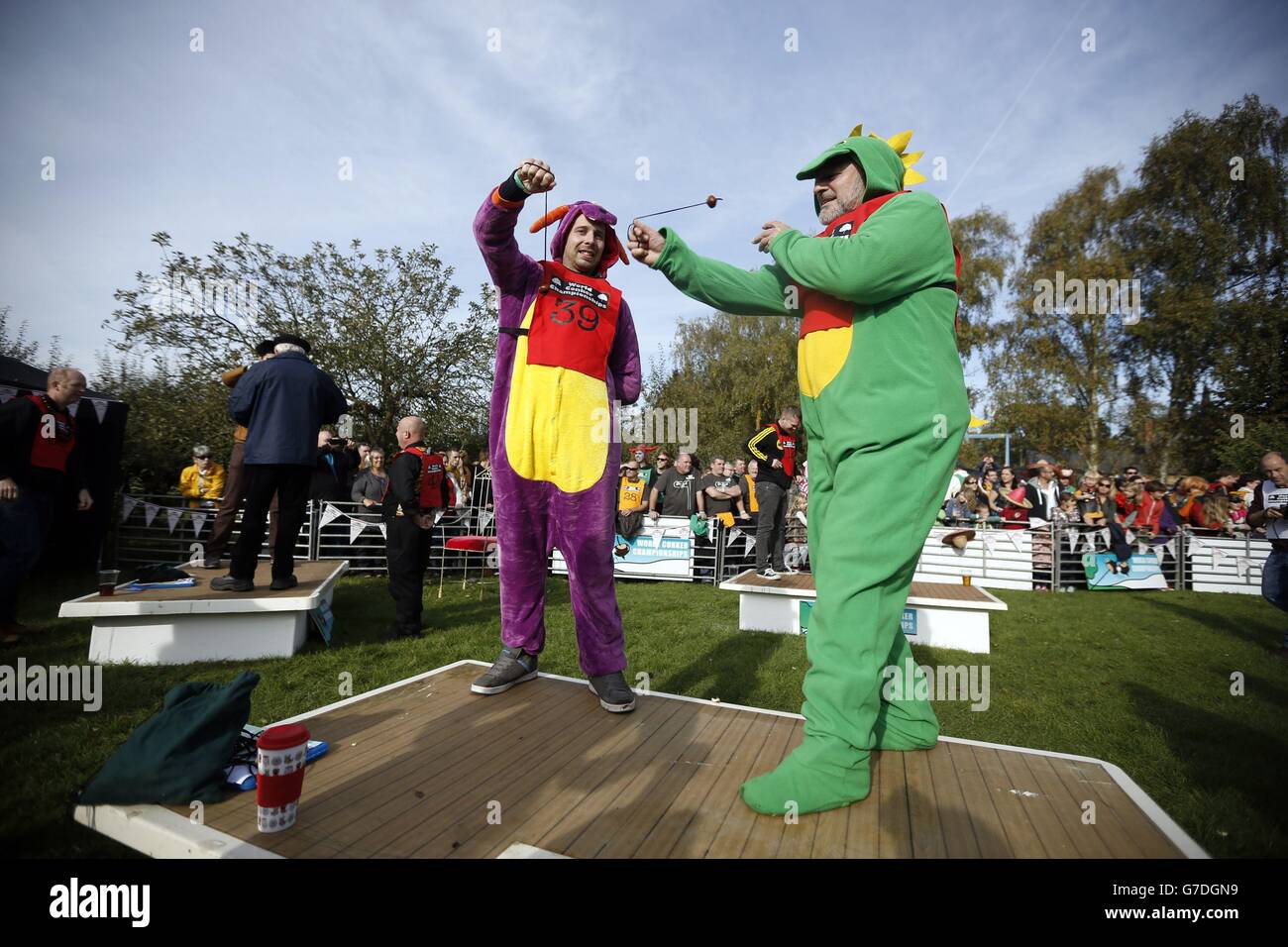 Competitors compete in world conker championships in southwick hi-res ...