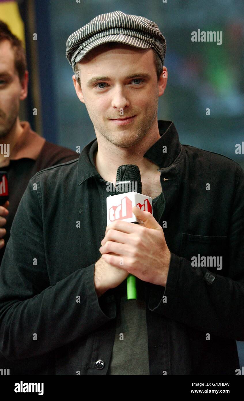 Lead singer of the Scottish band Travis Fran Healy during his guest ...