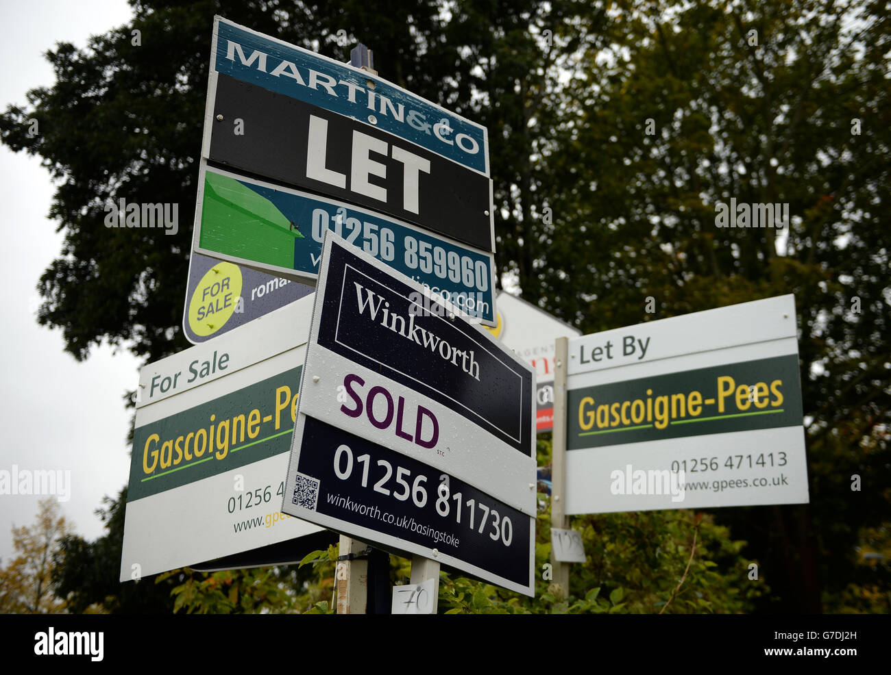 Signs signage ampics hi-res stock photography and images - Alamy