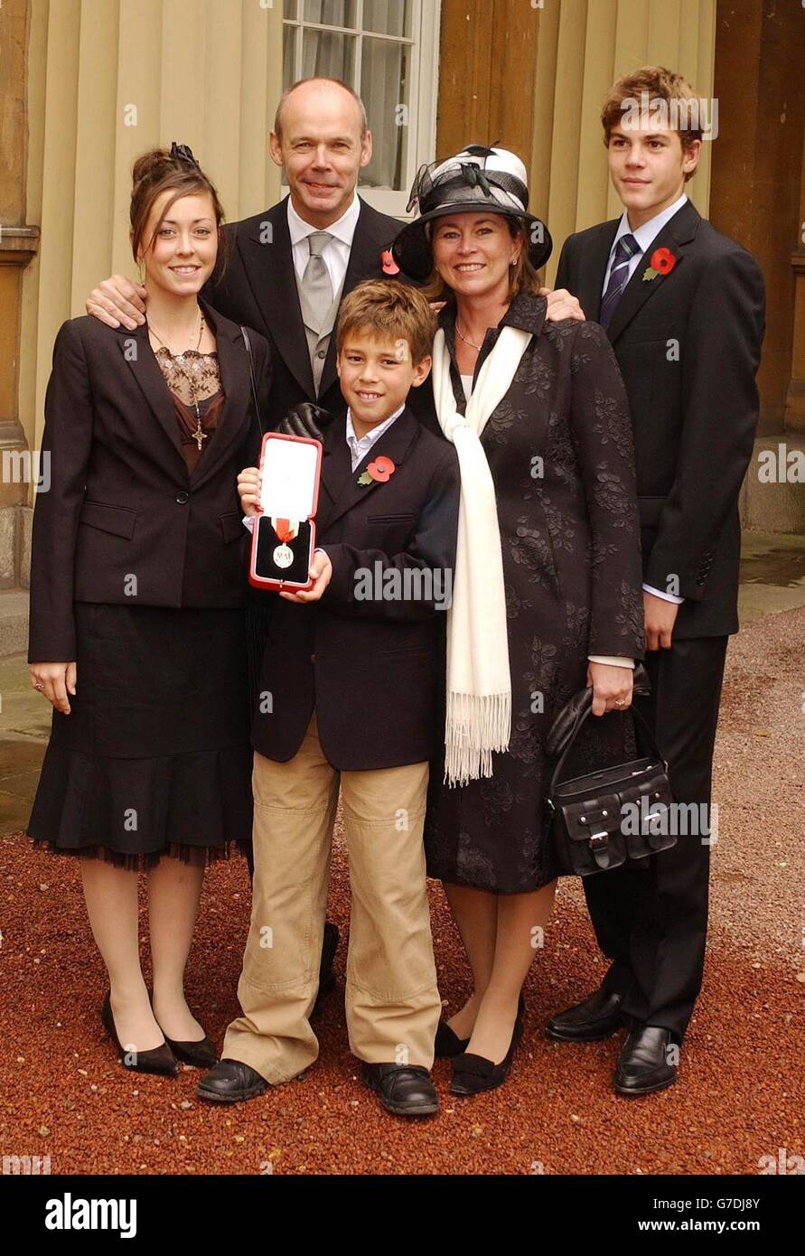 With his wife jayne hi-res stock photography and images - Alamy