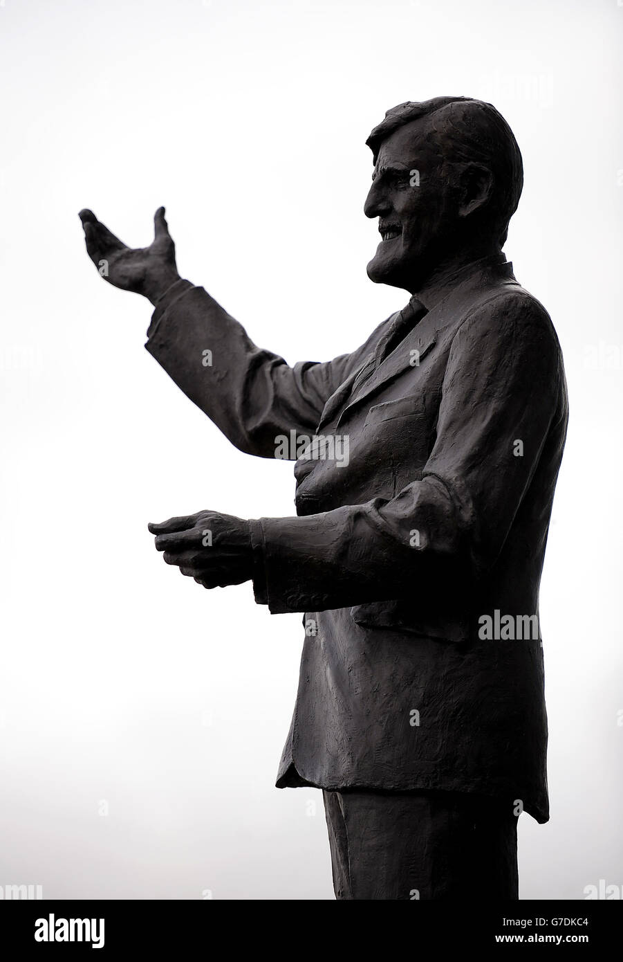The jimmy hill statue outside the ricoh arena hi-res stock photography ...
