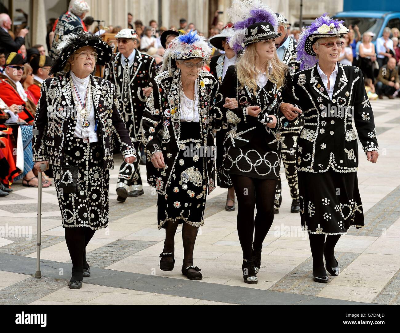 Pearly Kings and Queens parade Stock Photo - Alamy