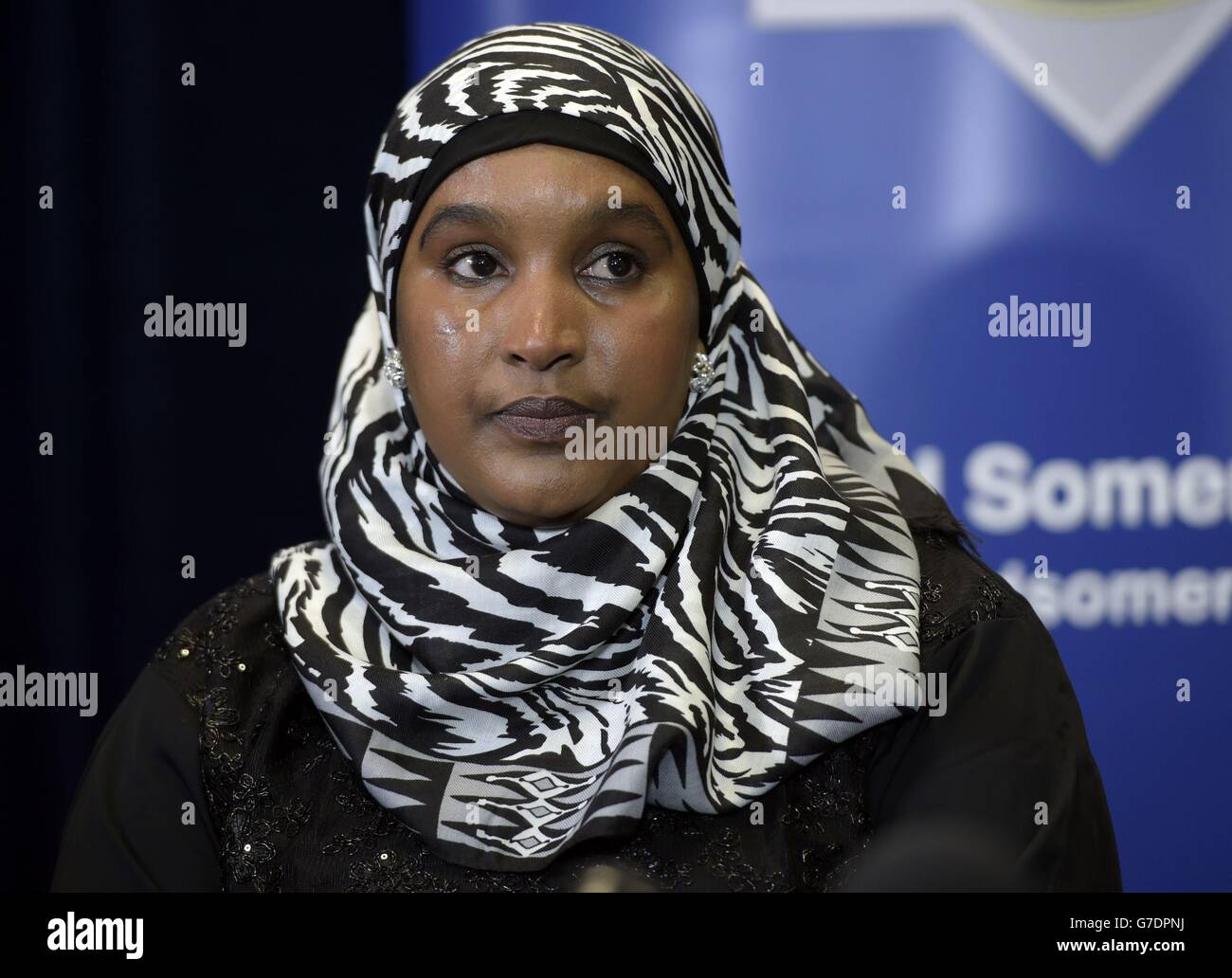Safiya Hussien, the mother of missing 15-year-old schoolgirl Yusra ...