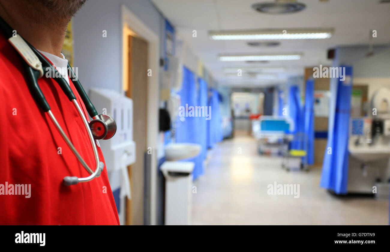 Patient into royal liverpool university hospital hi-res stock ...