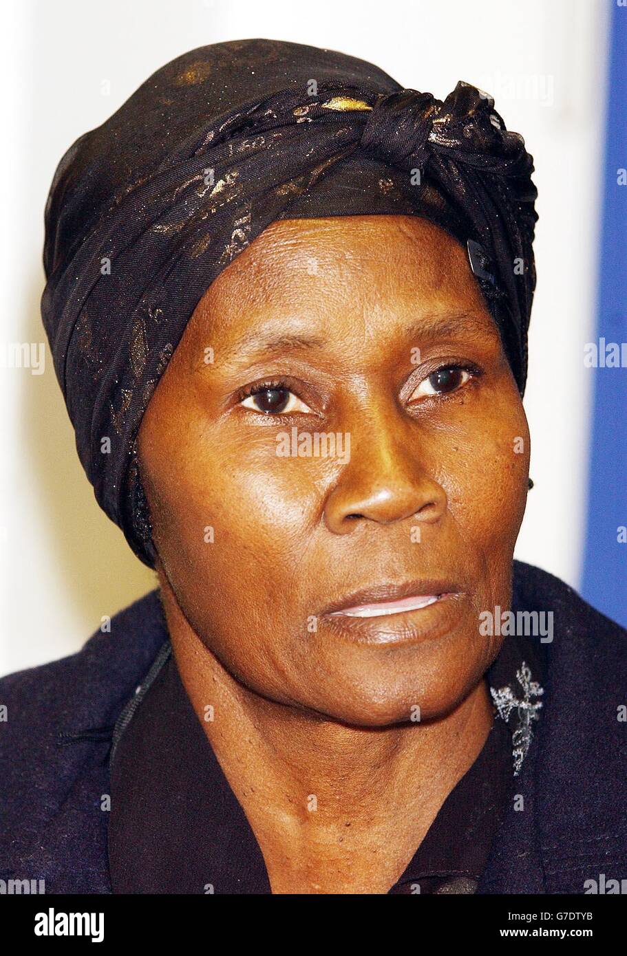 Shirley peart aged 60 hi-res stock photography and images - Alamy