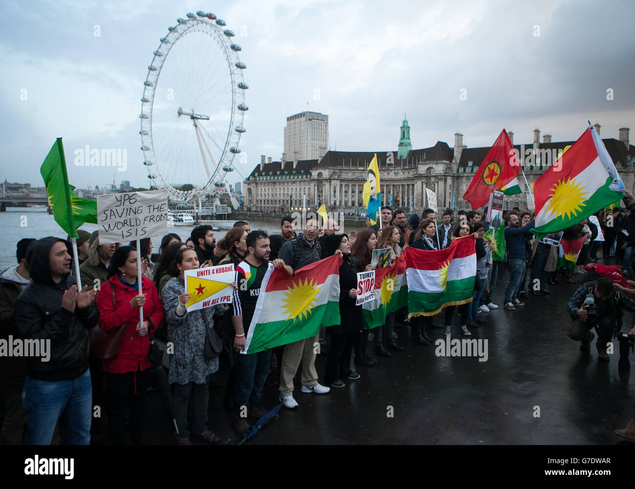 Kurdish protest against ISIS Stock Photo - Alamy