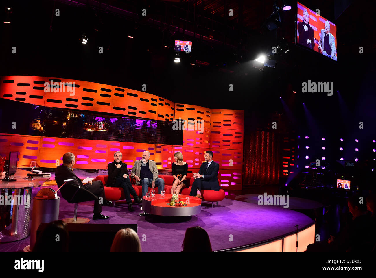 Taylor swift the graham norton show hi-res stock photography and images ...