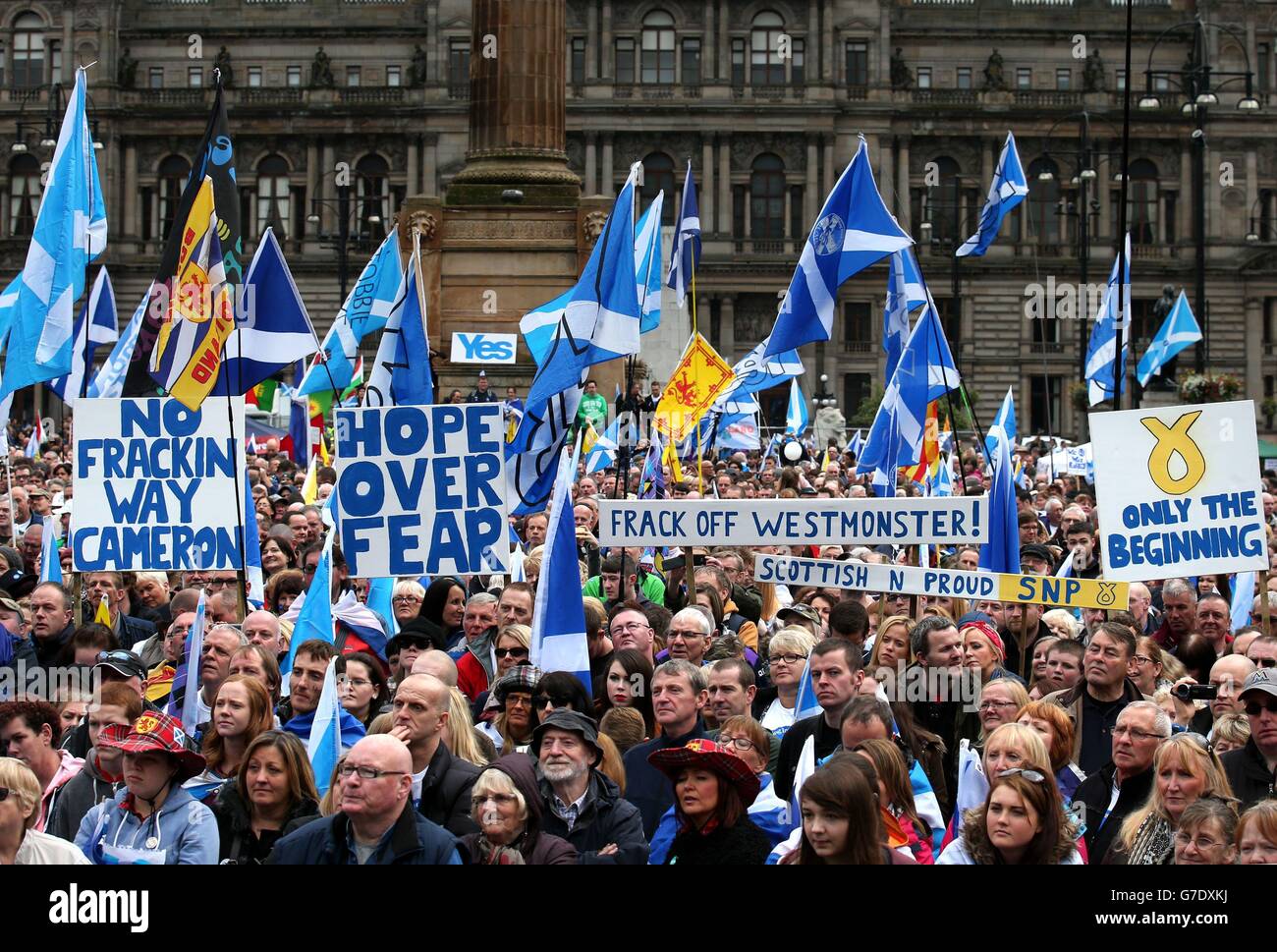 Scottish Independence supporters at the Hope over Fear Rally in George ...
