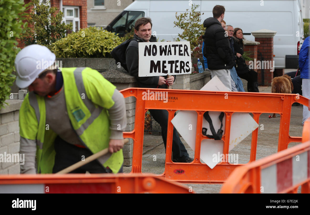 Water meter installed hi-res stock photography and images - Alamy