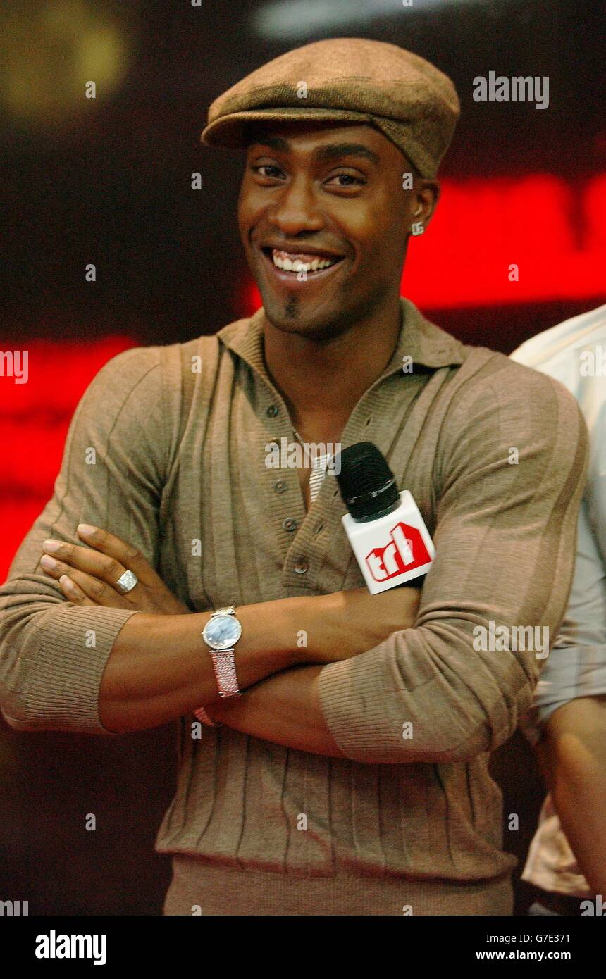 MTV TRL Blue Stock Photo - Alamy