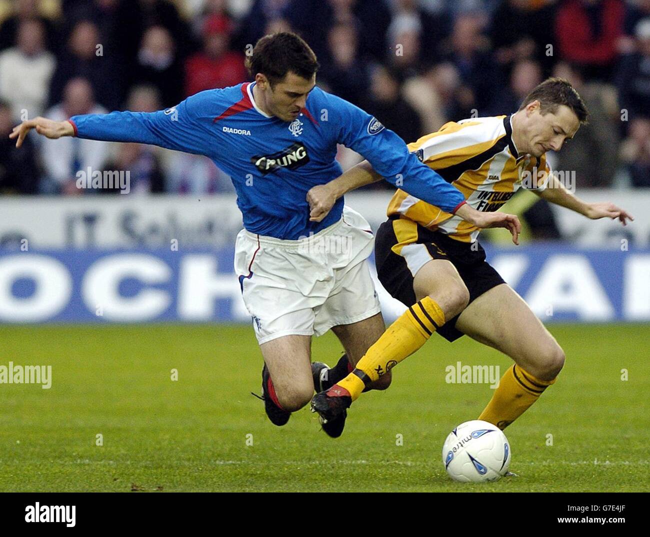 Sport football action steven thompson hi-res stock photography and ...