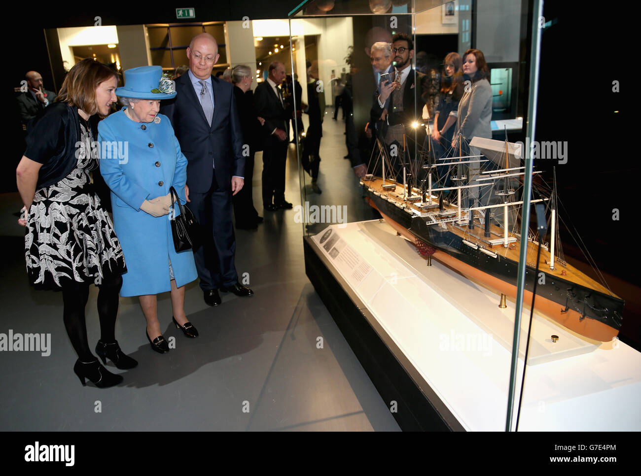 The queen opens new gallery at the science museum hi-res stock ...