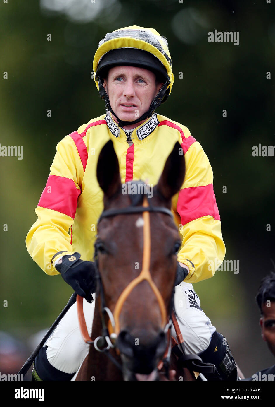 Jockey paul hanagan leicester racecourse hi-res stock photography and ...