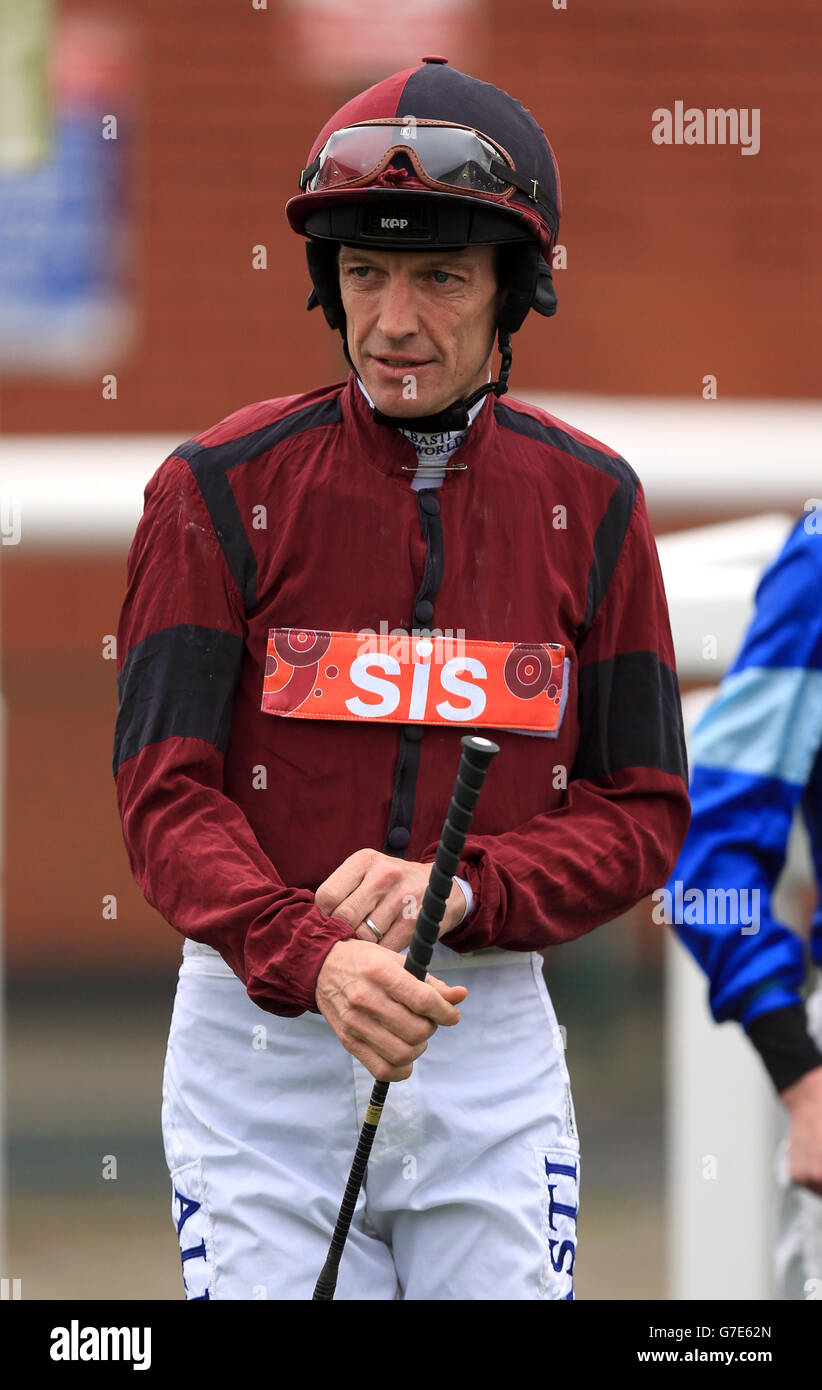 Horse racing races race flat fixture hi-res stock photography and ...