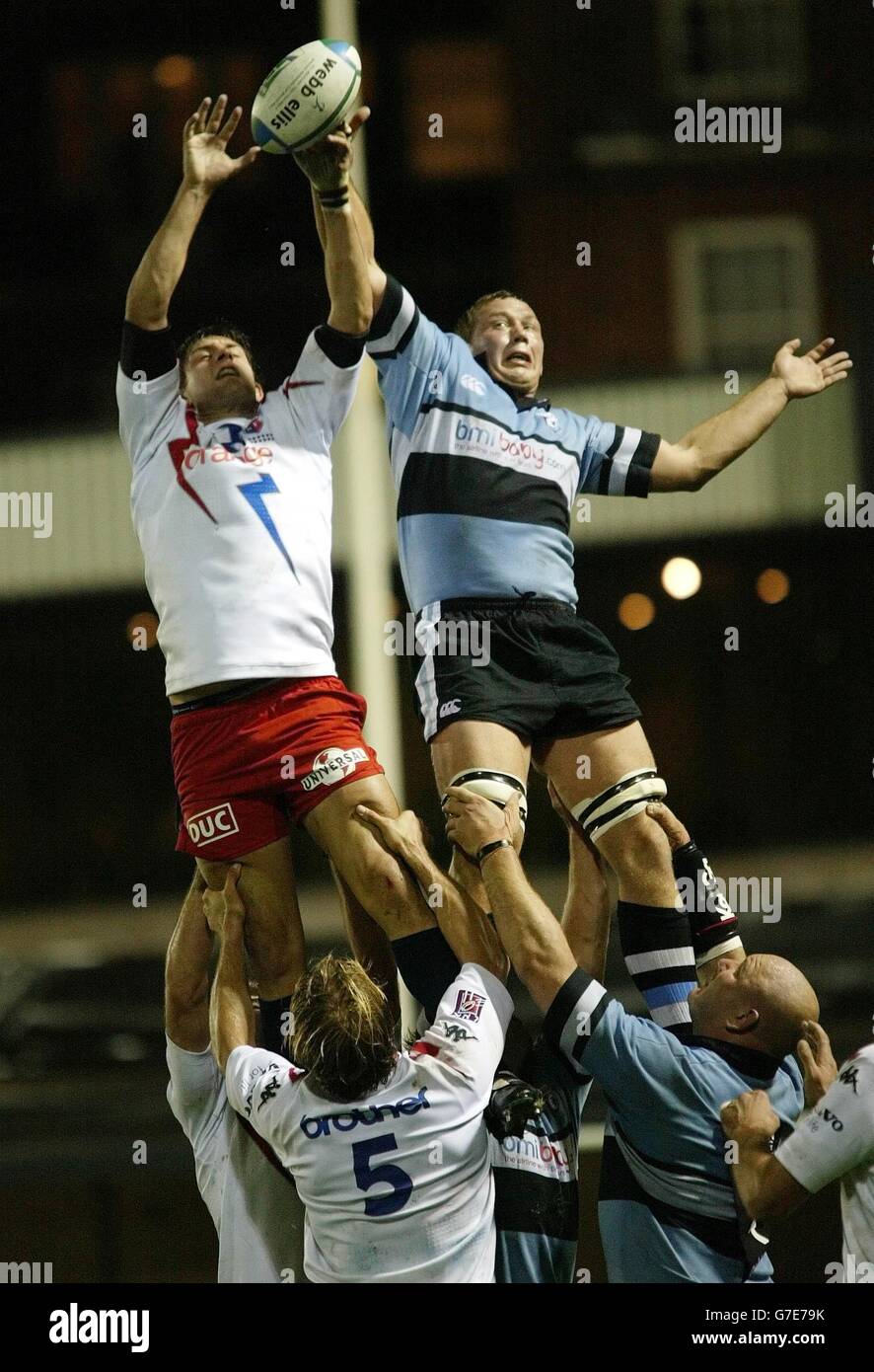 Cardiff's Nathan Thomas contests a lineout with Pierre Rabadan of Stade ...