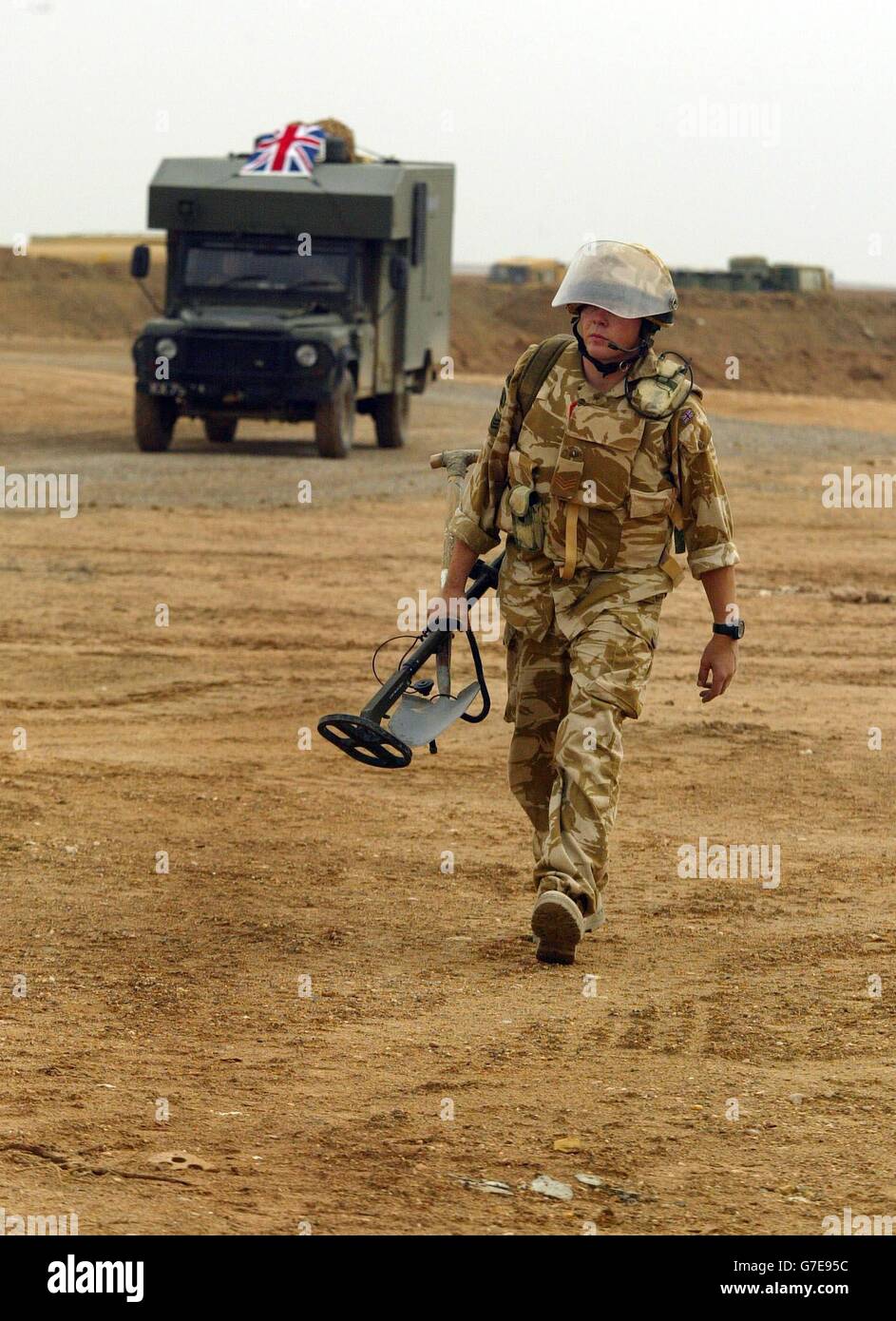 Sergeant Steve Golding (34) RAF 49 Squadron, (39 engineering) detonate ...