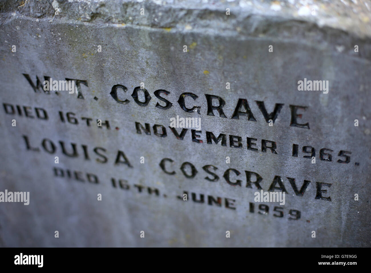 Goldenbridge cemetery dublin hi-res stock photography and images - Alamy
