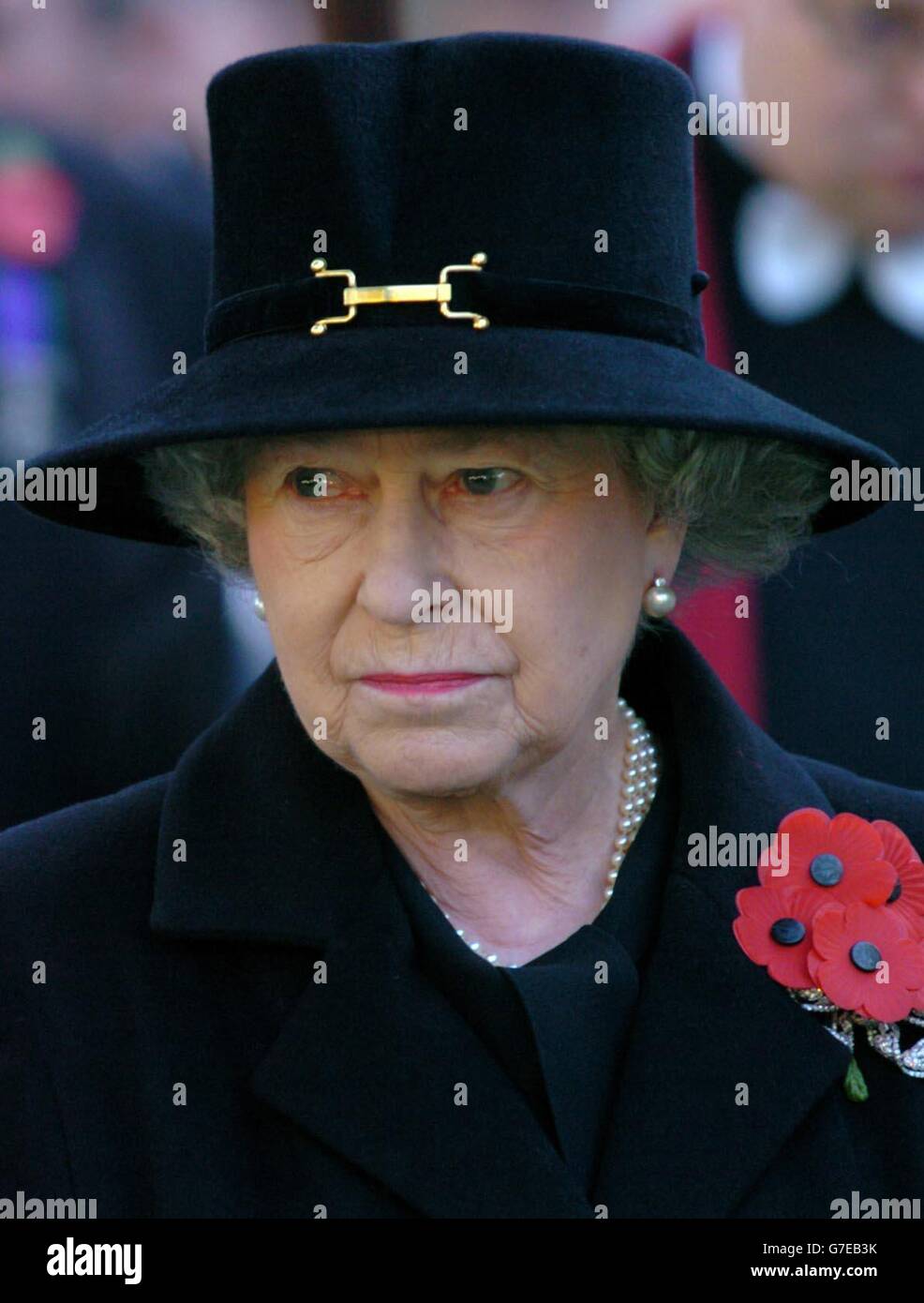 Britains Queen Elizabeth II at the Field of Remembrance, OVERSEAS USE ...