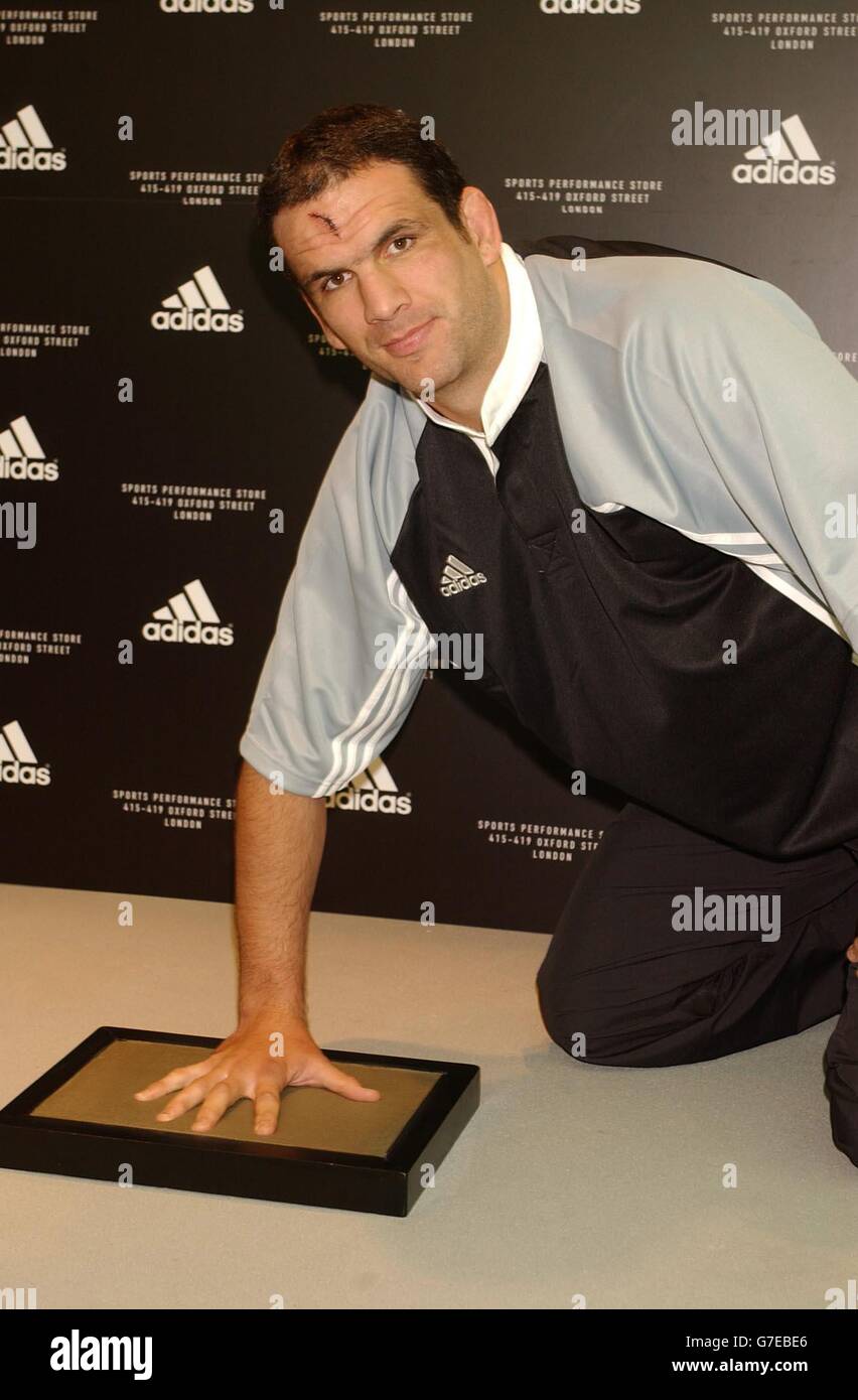 New captain martin johnson hi-res stock photography and images - Alamy