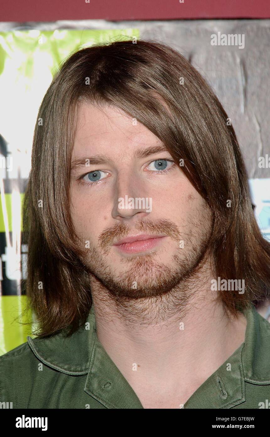 Richard from rock band Embrace during their guest appearance on MTV's ...