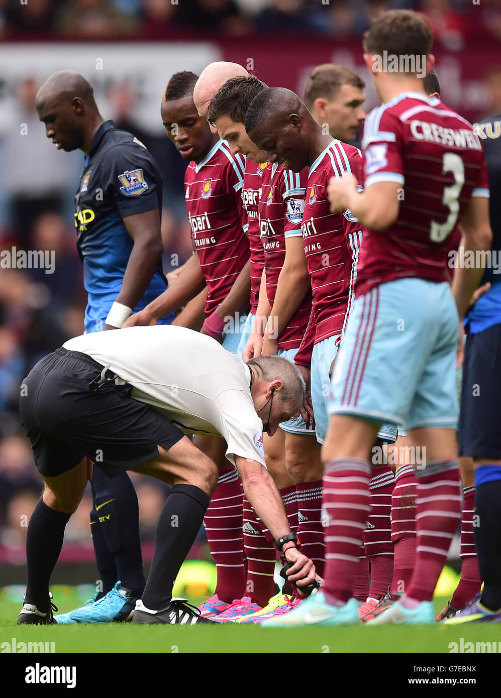 Vanishing spray hi-res stock photography and images - Alamy