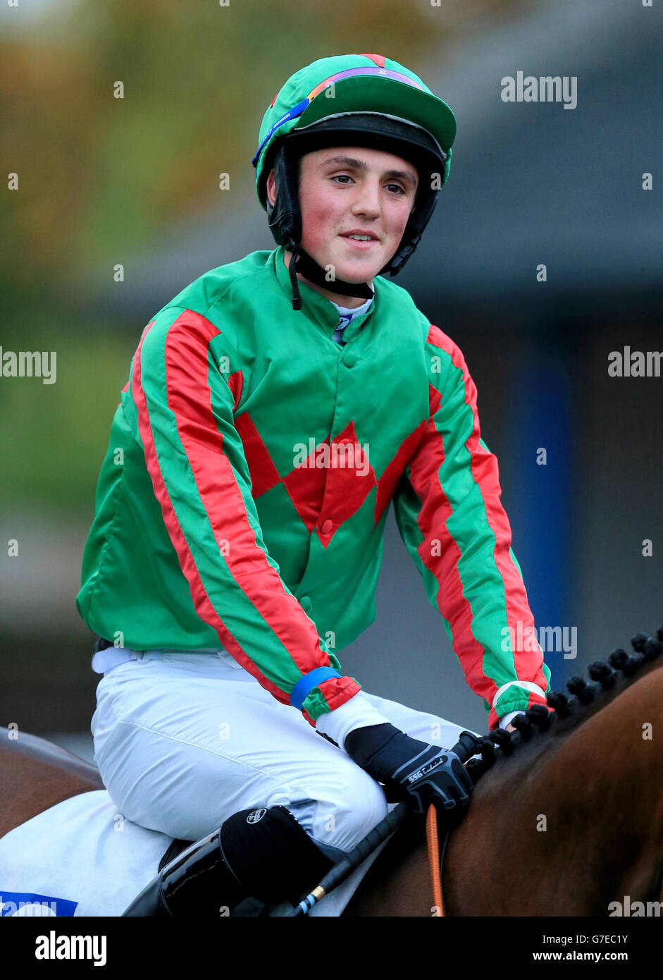 Horse racing jockey mid length half hi-res stock photography and images ...