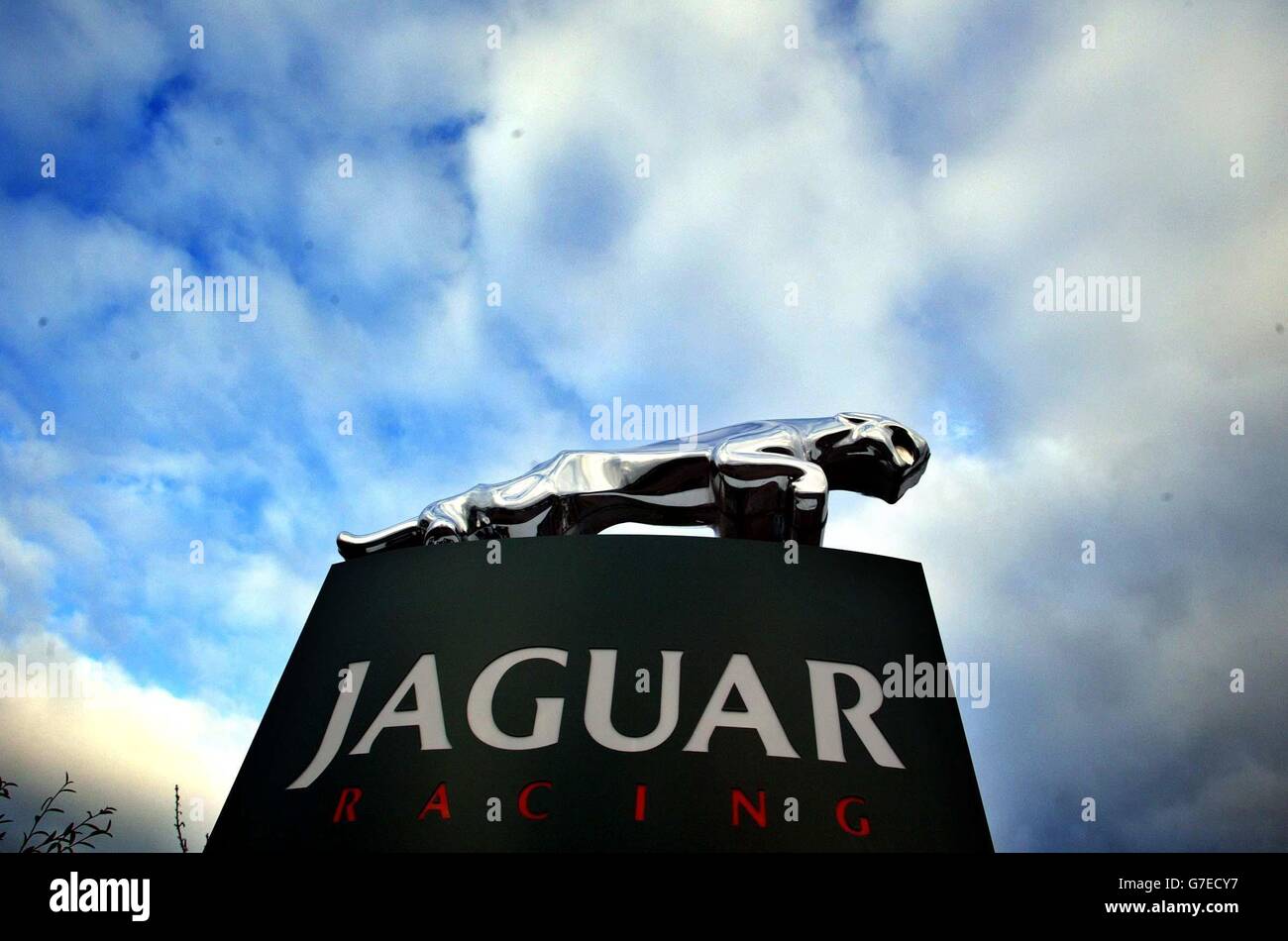 Jaguar Racing Logo