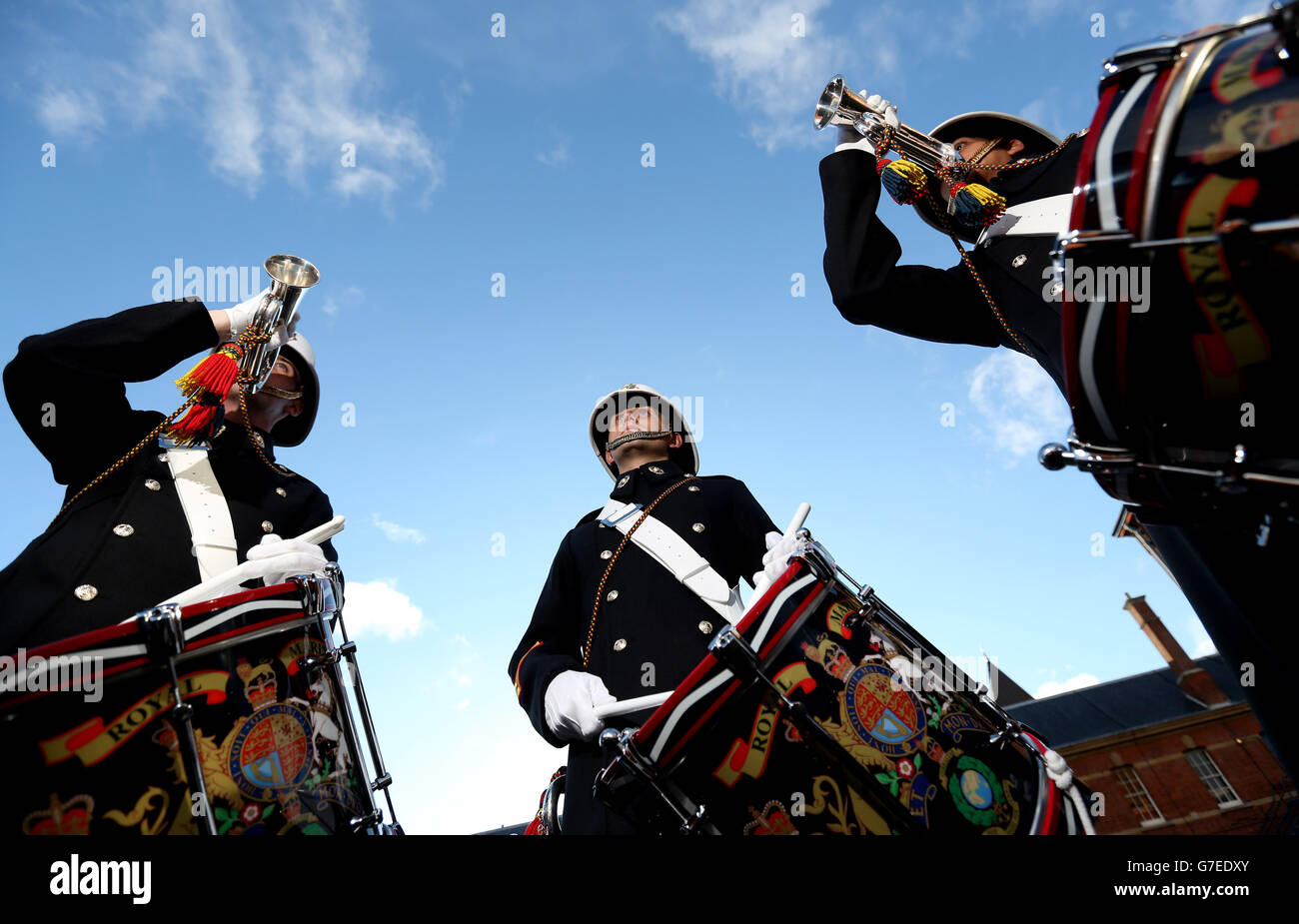 Royal marine bugler hi-res stock photography and images - Alamy
