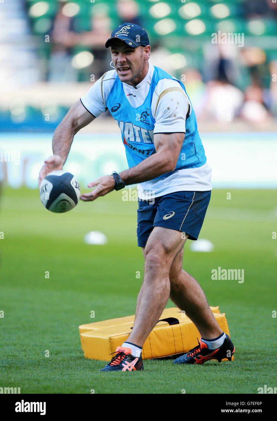 Australias assistant coach nathan grey killik cup match twickenham hi ...