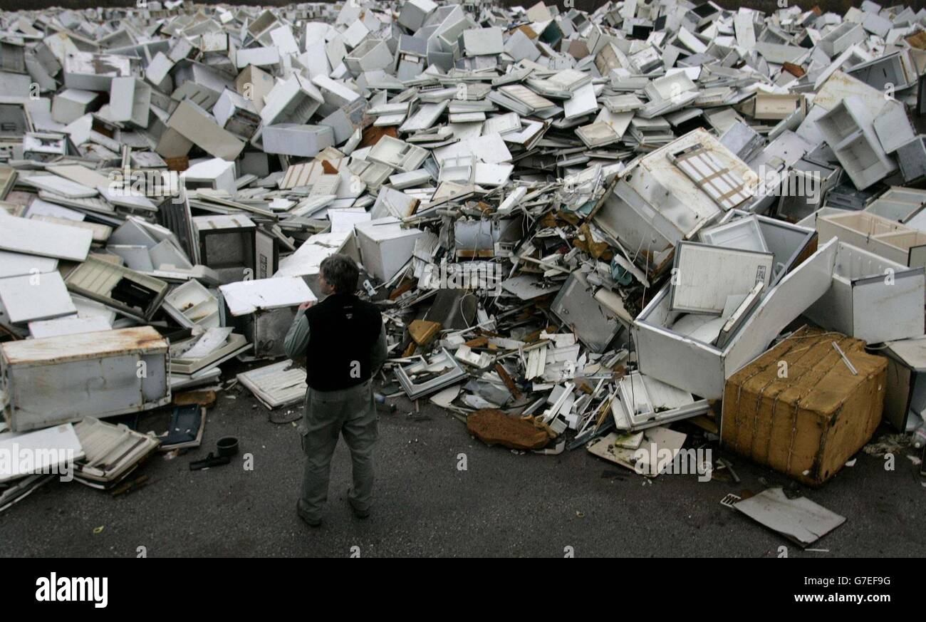 Unwanted Fridge High Resolution Stock Photography and Images - Alamy