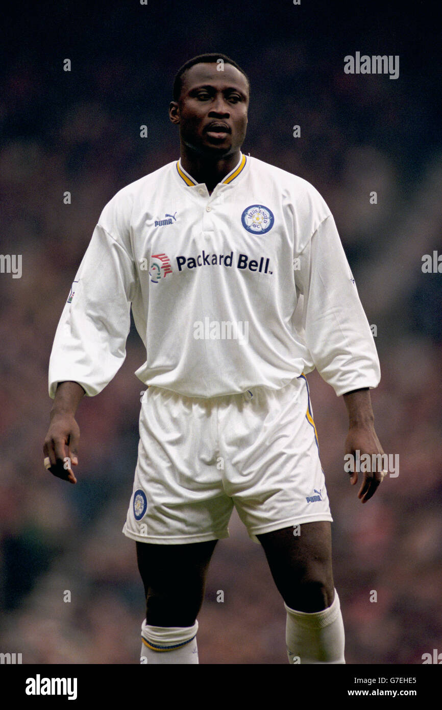 Soccer fa carling premier league hi-res stock photography and images ...