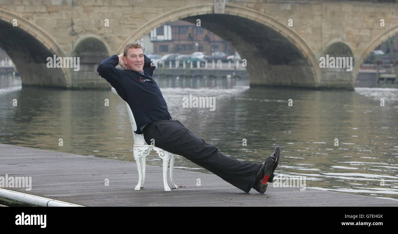 Matthew pinsent next thames henley announcement retirement hi-res stock ...