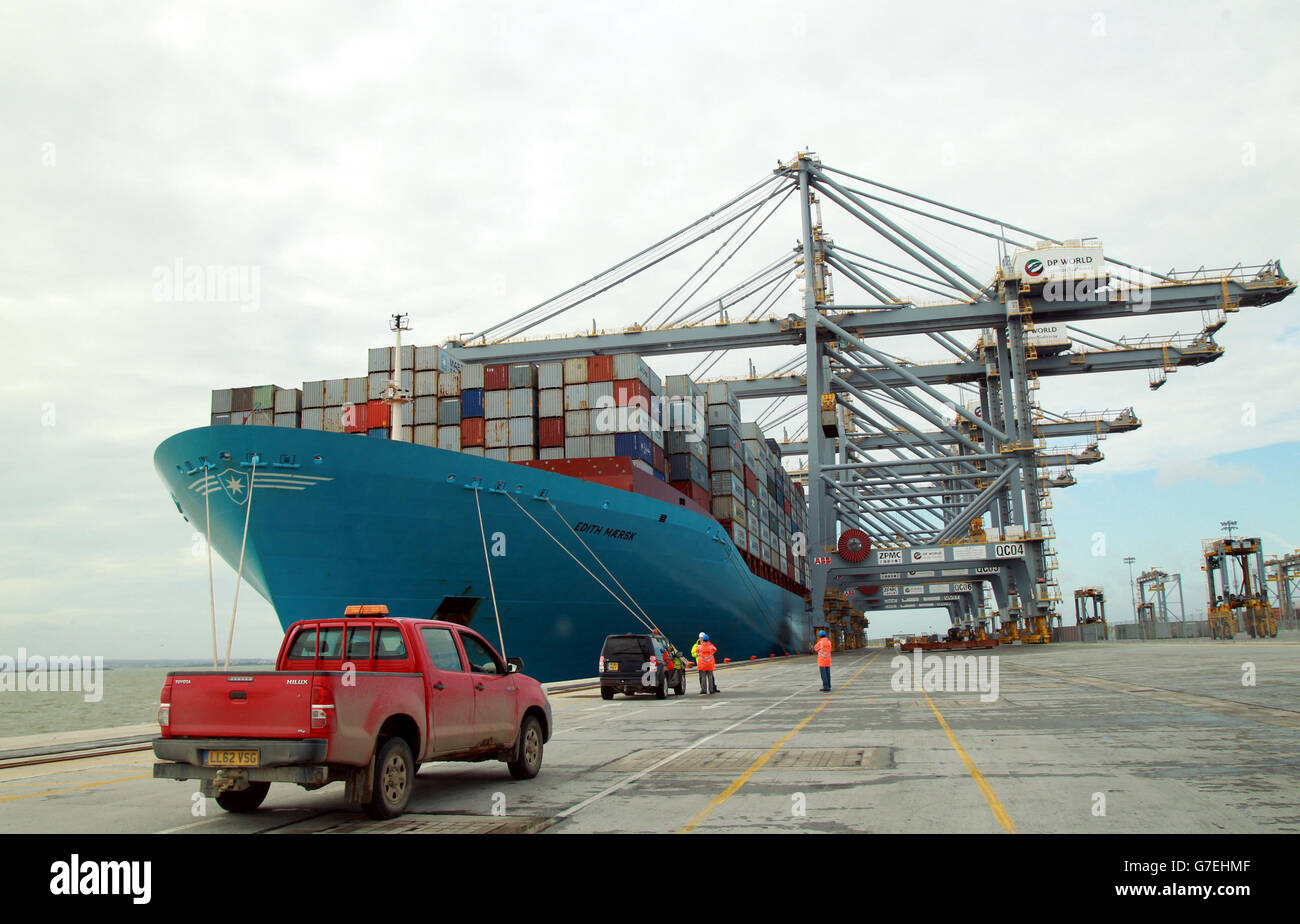 Edith Maersk at DP World London Gateway Stock Photo - Alamy