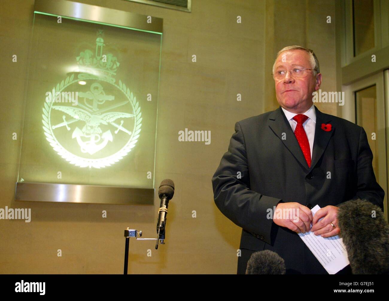 Defence Minister Adam Ingram Stock Photo - Alamy