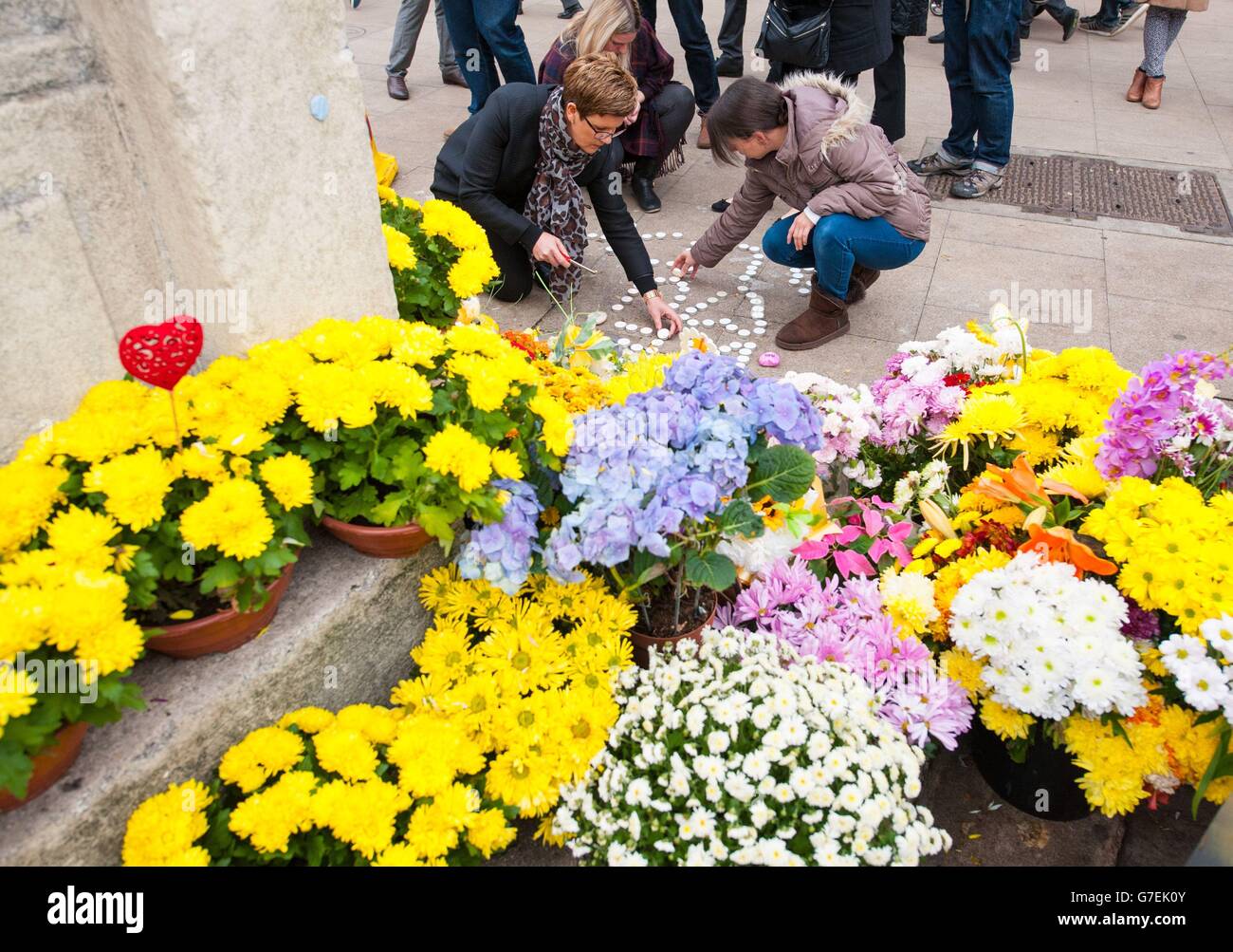 Alice gross funeral hi-res stock photography and images - Alamy