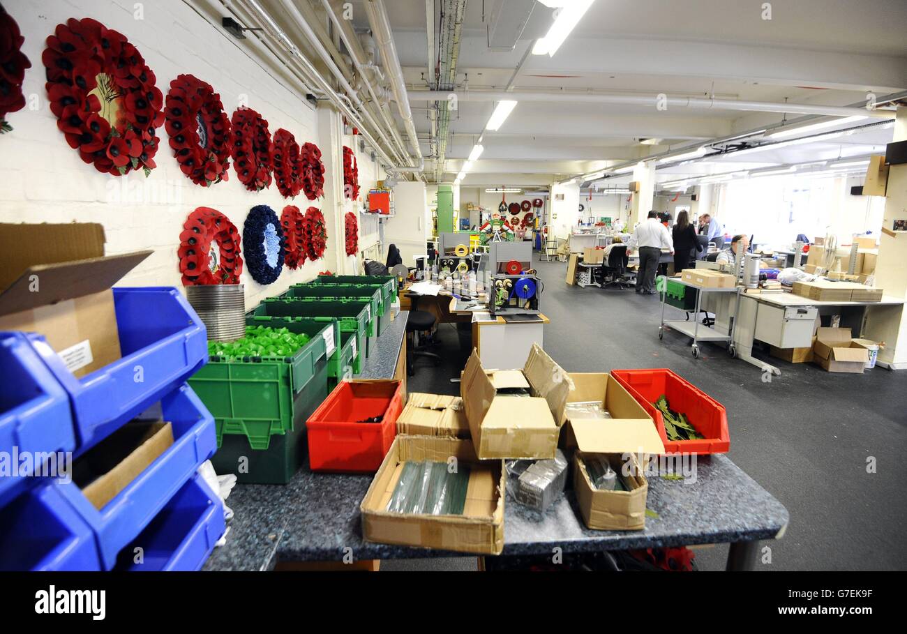 Poppy factory royal wreaths hi-res stock photography and images - Alamy