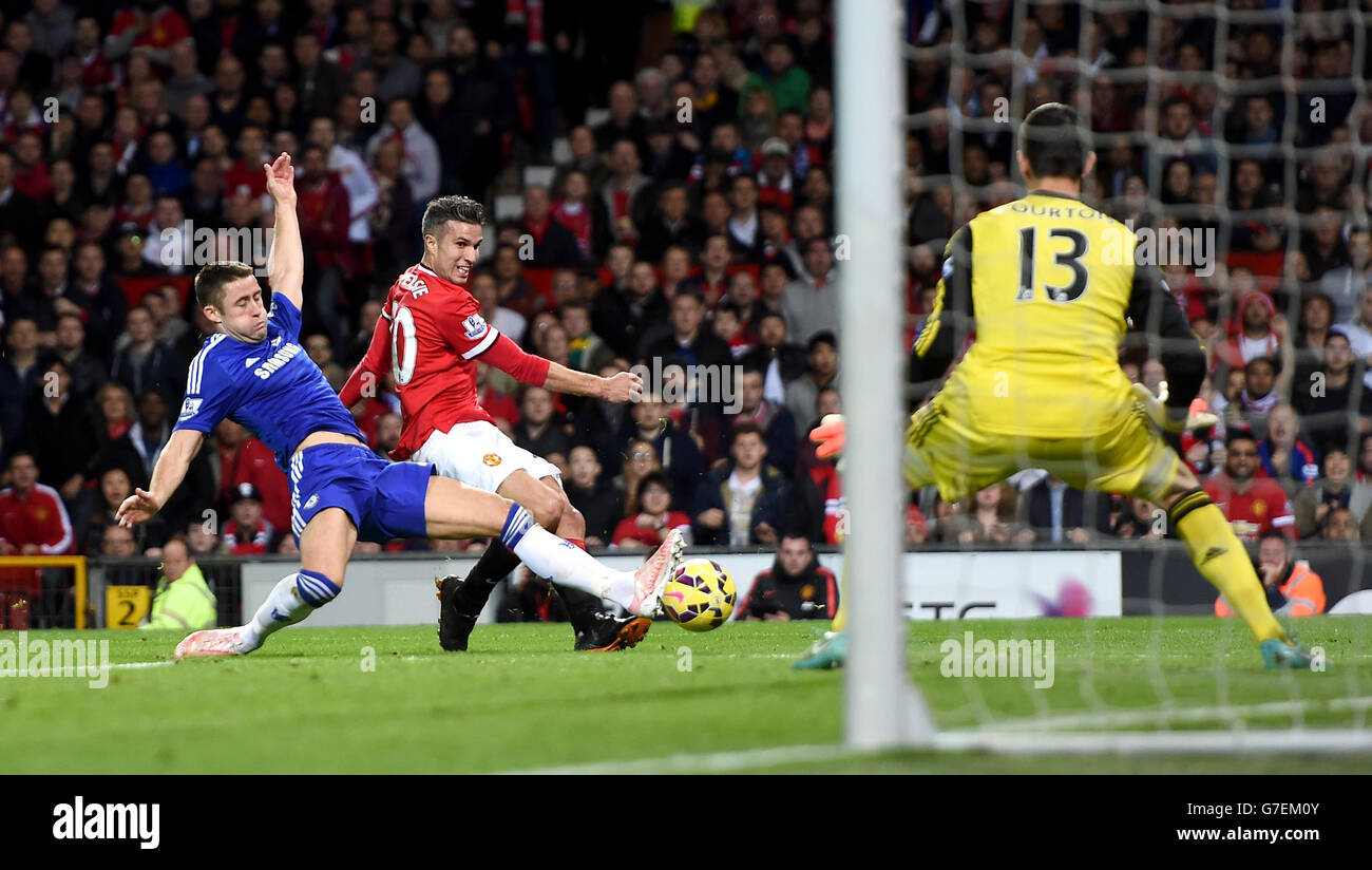 Robin Van Persie Shooting