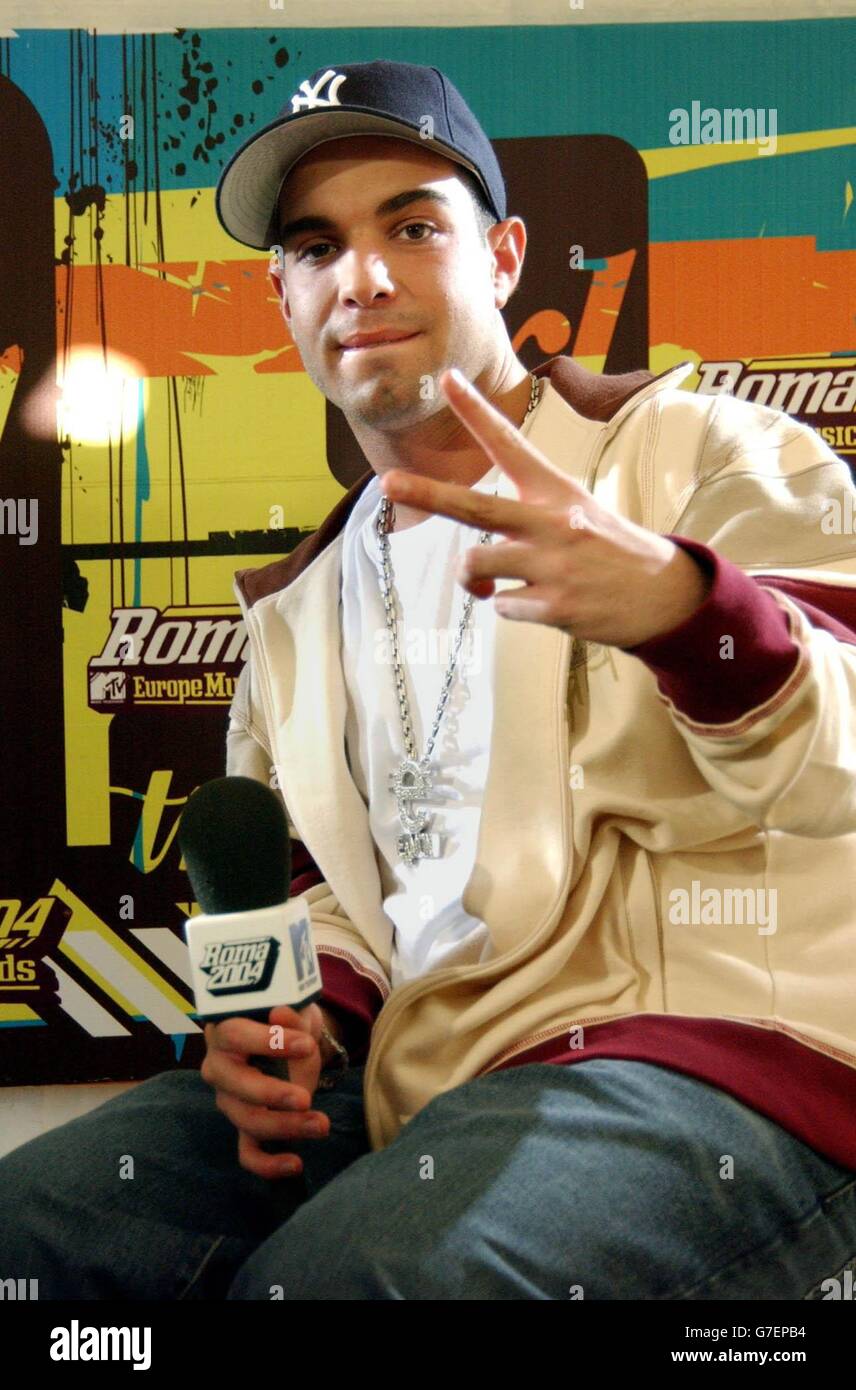 Singer Eamon during his appearance on MTV's TRL show, at the Terrazza ...