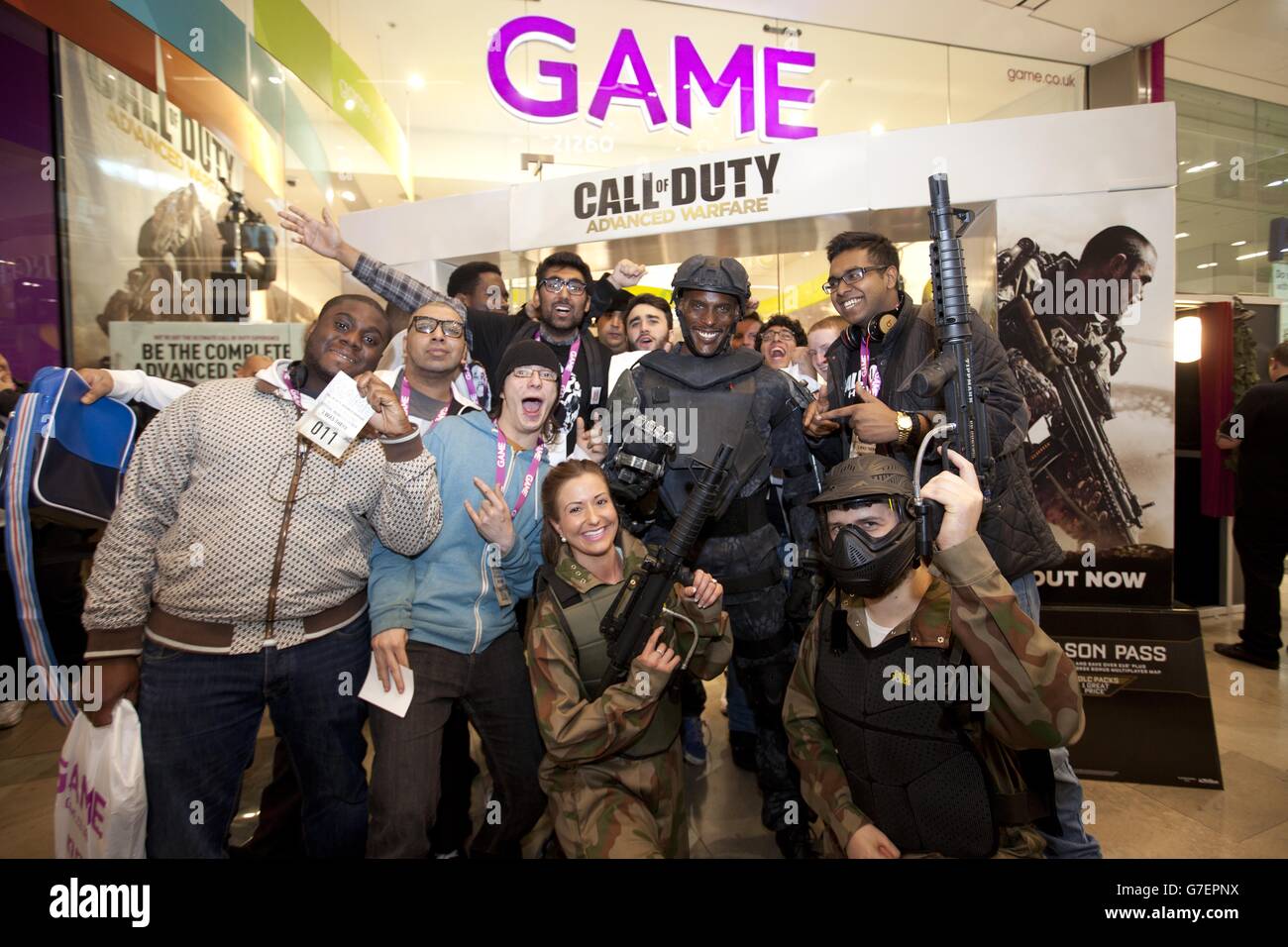 Call of Duty Advanced Warfare launch Stock Photo - Alamy